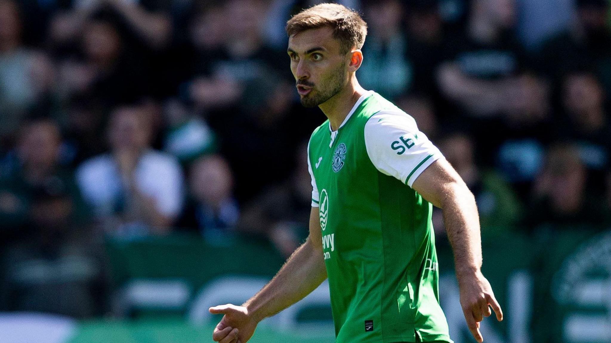 'We want to feel the pressure', says Hibs defender O'Hora - BBC Sport