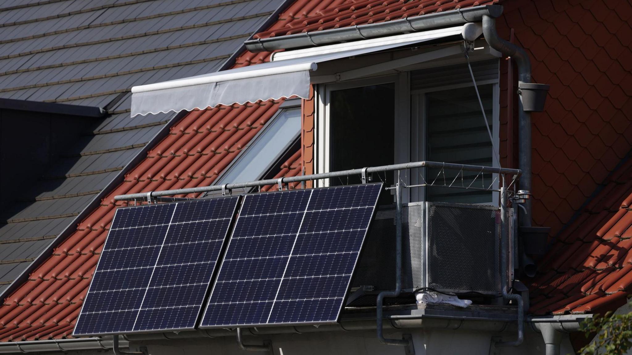 Heat pumps for all new homes and plug-in solar in green tech drive ...