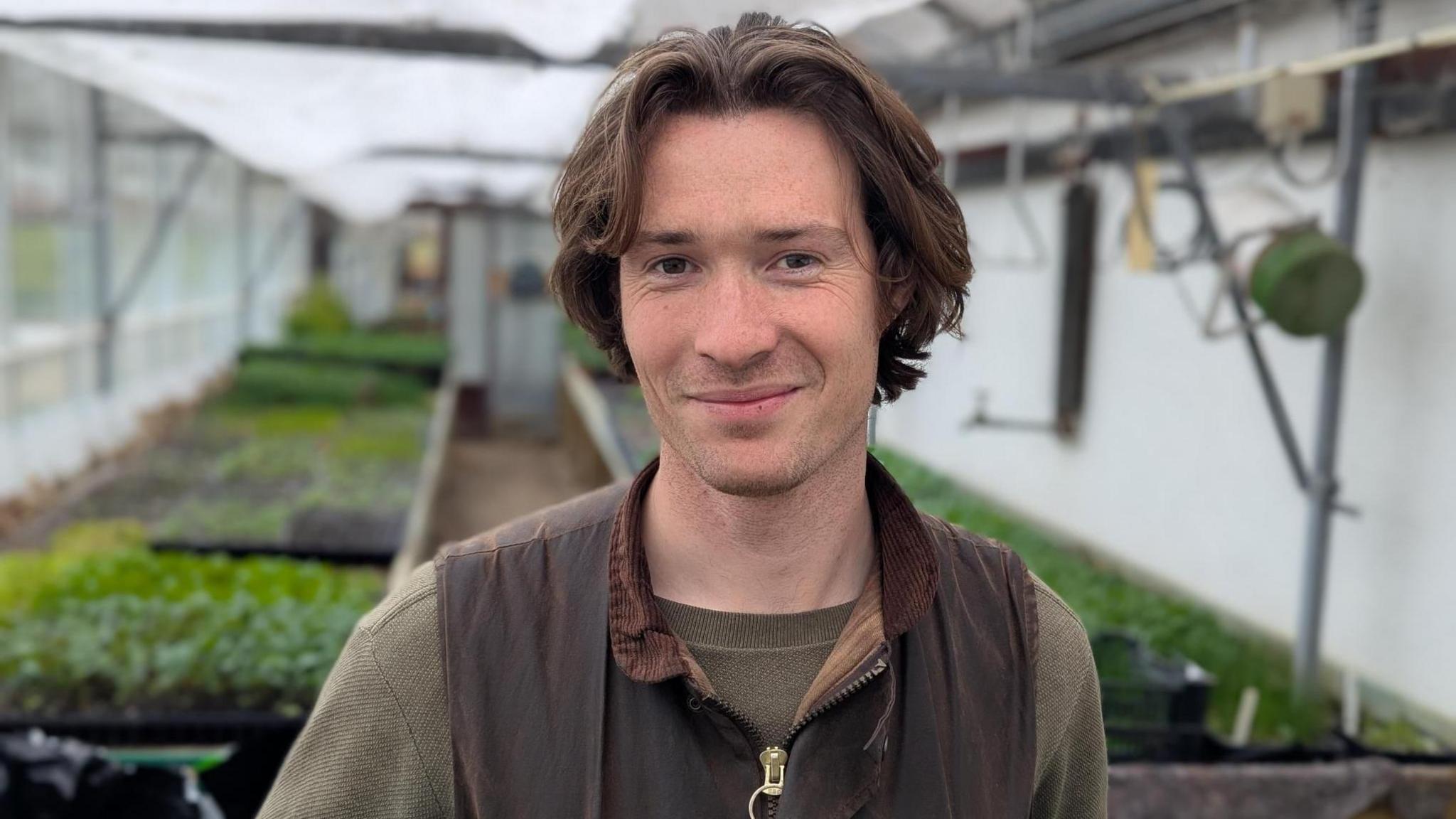 OxFarmToFork says more market gardens are needed in Oxfordshire - BBC News