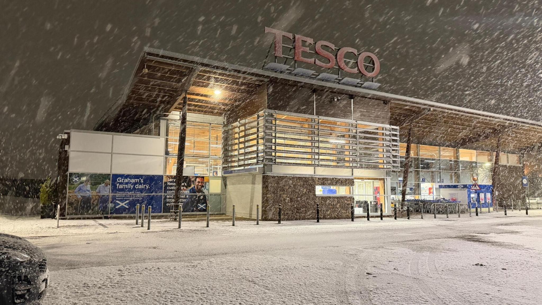 Aberdeenshire Council declares major incident as snow continues to fall ...