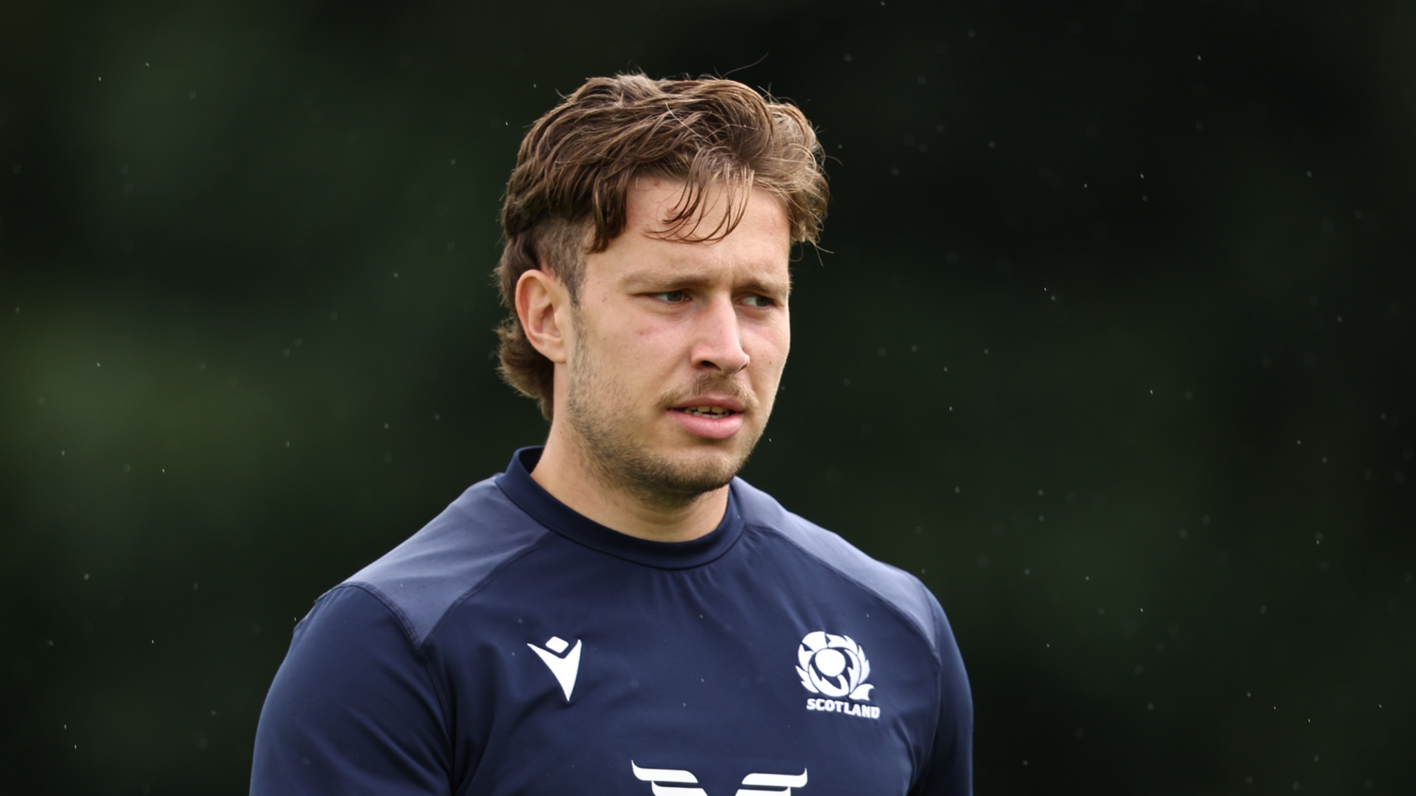 'Resilient' Rowe growing in confidence - BBC Sport