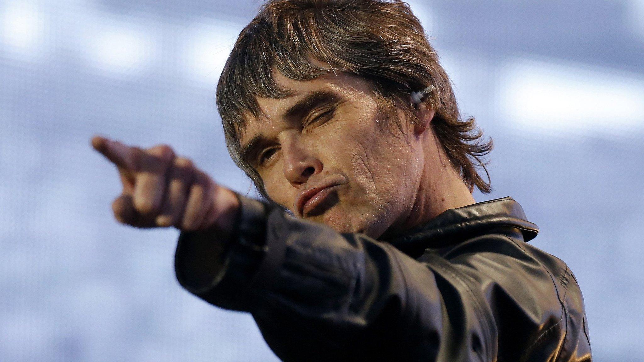 The Stone Roses confirm 2016 gigs - BBC News