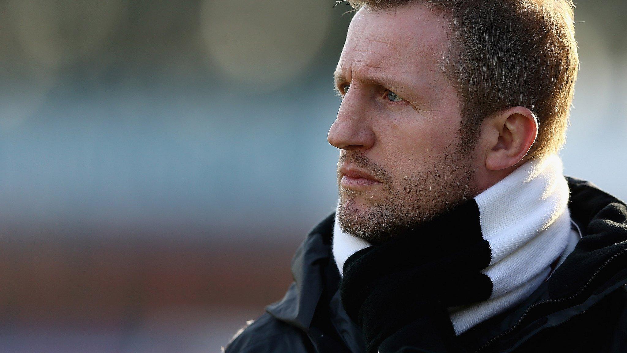 Denis Betts: Widnes Vikings head coach agrees new deal - BBC Sport