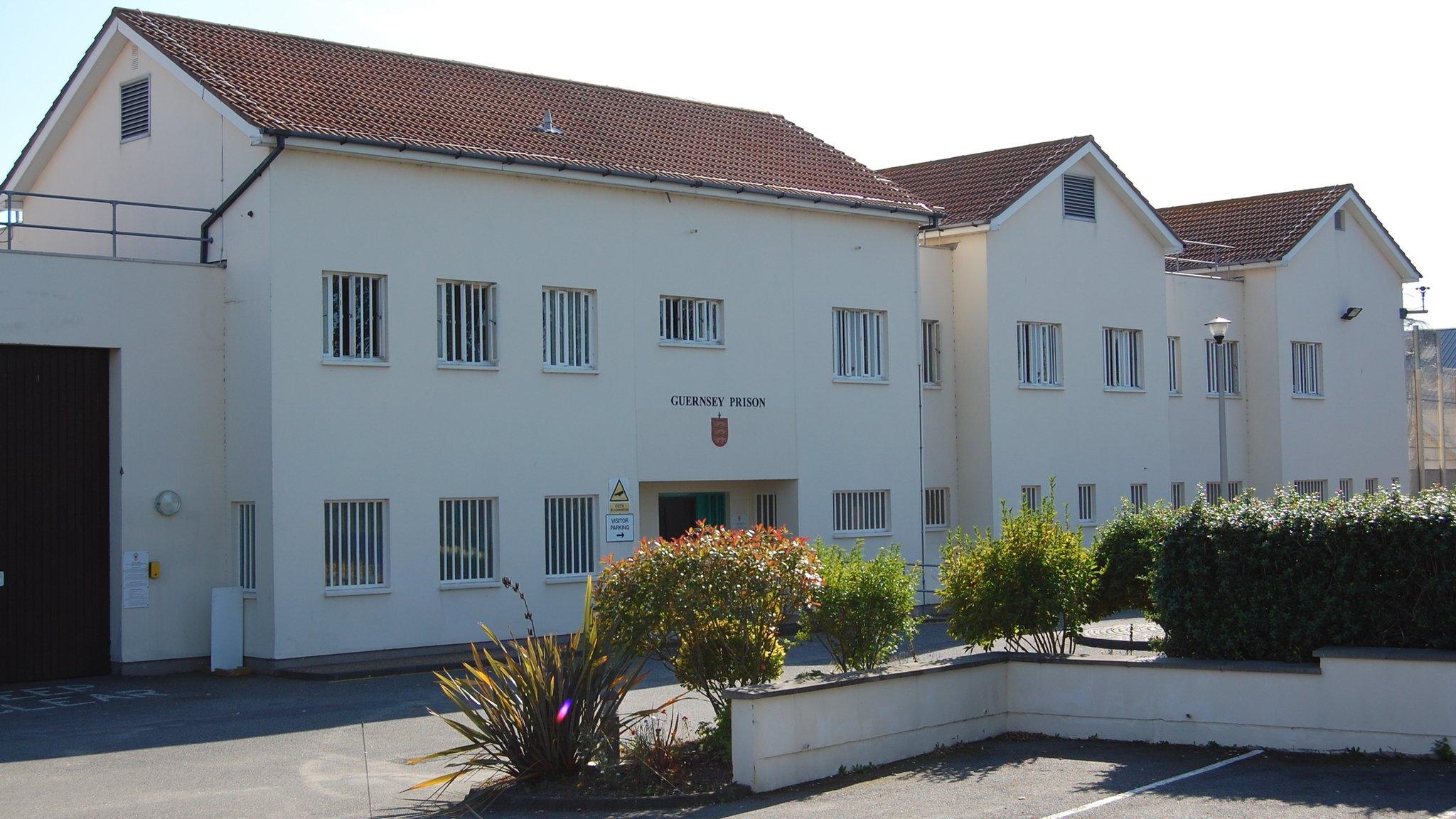Guernsey prison numbers drop to all time low - BBC News
