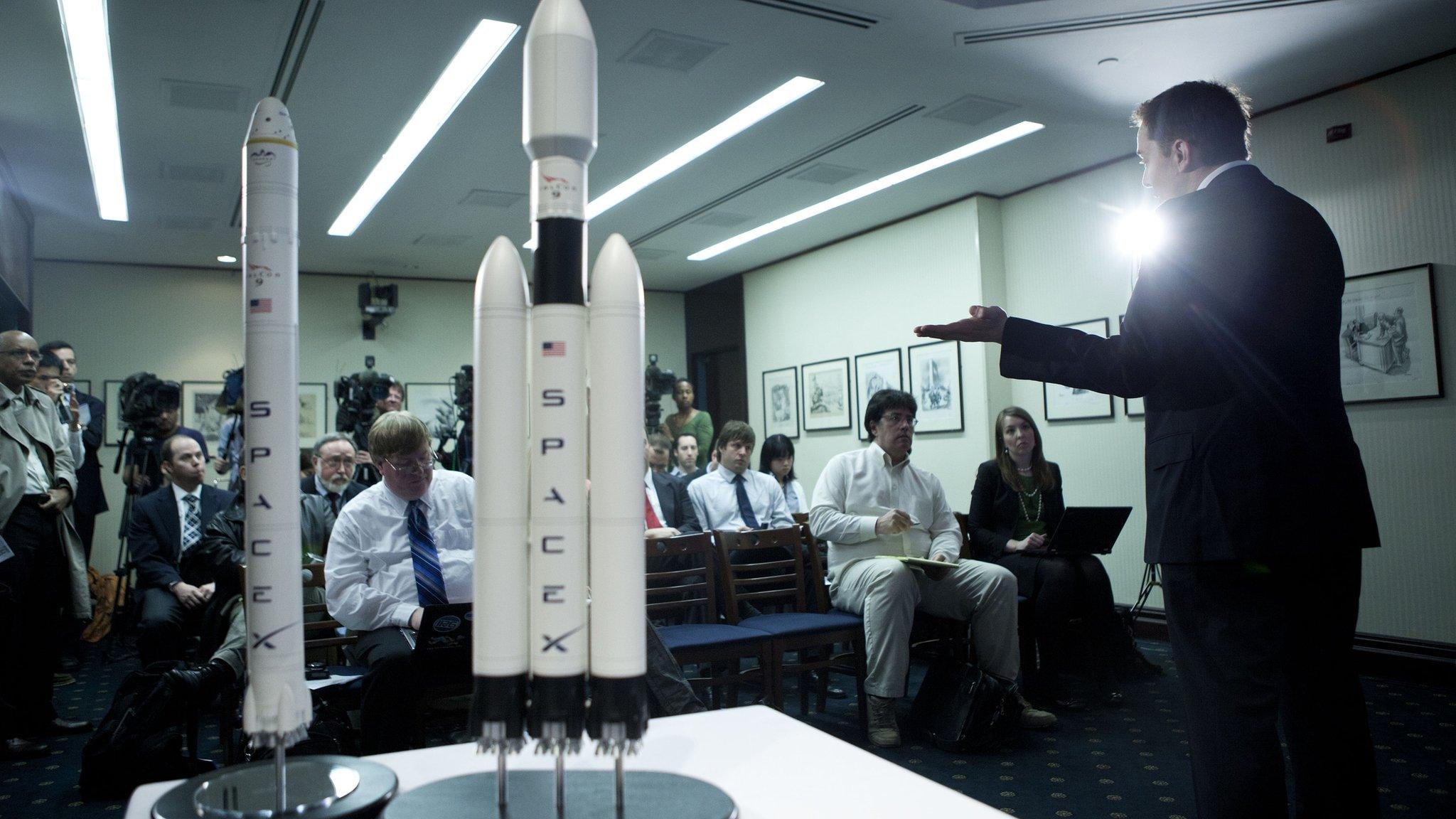 SpaceX launches electric satellites - BBC News