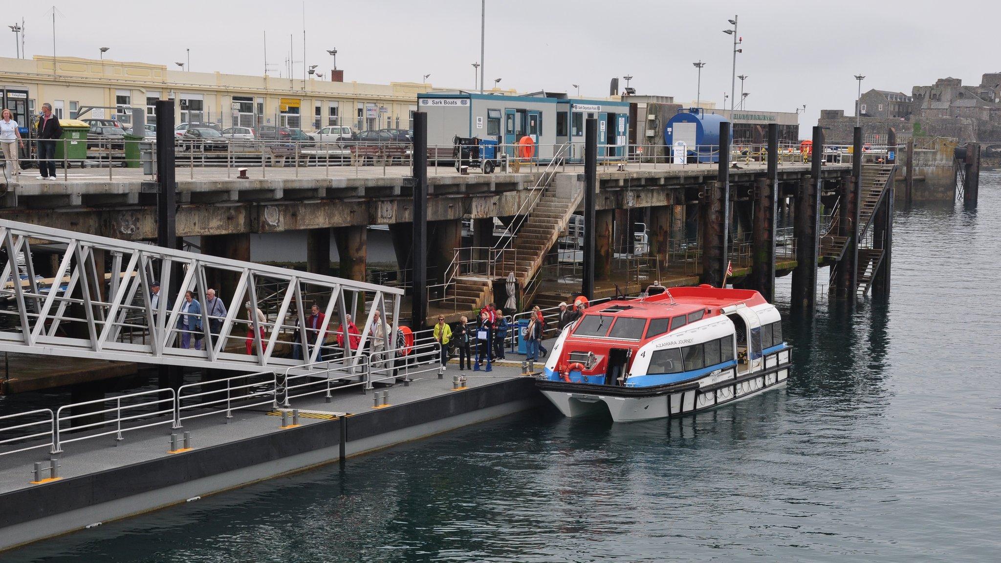 Guernsey cruise ship industry makes £4m, a survey confirms - BBC News
