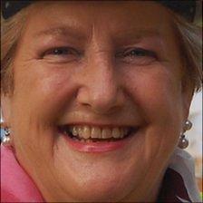 Guernsey deputy Jenny Tasker loses parish seat - BBC News