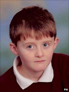 Care of hanged Harry Hucknall 'poorly managed' - BBC News