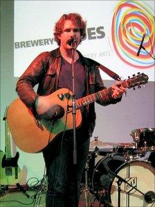 Stephen Morris reviews singer/songwriter Evan Burgess - BBC News