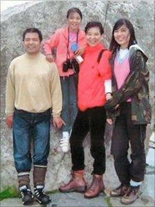 Ding family murder: Inquiry into 999 call - BBC News