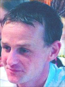 Tributes to Merthyr van 'fall' victim Jason Banfield - BBC News