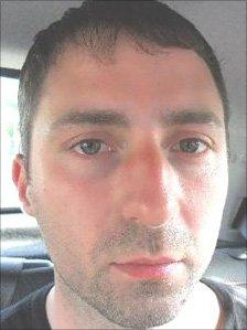 Police appeal over missing rapist Brian Andrews - BBC News