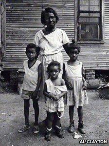 Poverty and progress in the Mississippi Delta - BBC News