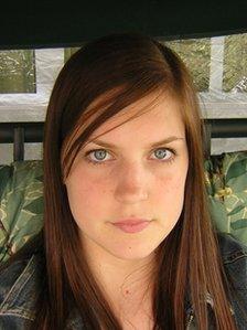 Kelly Phillips' mother in plea to Surrey motorists - BBC News