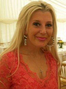Portsmouth councillor Sarah Dinenage defects before stepping down - BBC ...