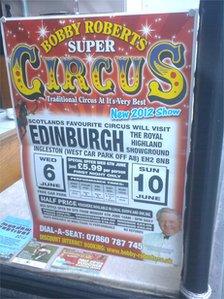 Charities call for boycott of Bobby Roberts Super Circus - BBC News