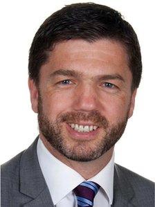 MP Stephen Crabb wins Wales Office promotion - BBC News