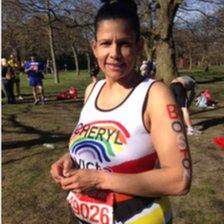London Marathon runners 'determined' after Boston - BBC News