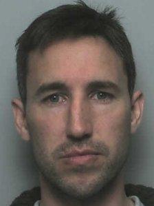Lee Tandy jailed for injuring baby boy in Worthing - BBC News