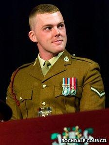 'True hero' unveils L/Cpl Stephen Shaw MC Way in Heywood - BBC News