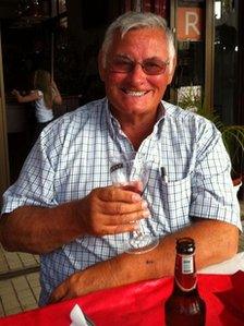 Severn Crossing crash: Tribute paid to Raymond Jenkins - BBC News