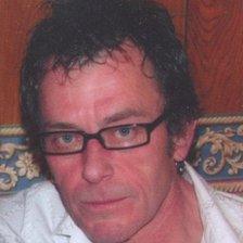 Graham Devlin death: Billingham crash cyclist was 'best dad' - BBC News