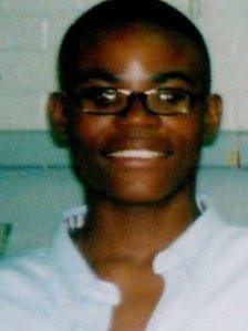 Jahmel Jones shooting: PhD student 'did not see accused drug dealing ...