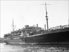 The Dunera Boys - 70 years on after notorious voyage - BBC News