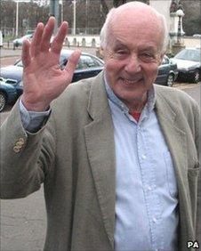 Karl Francis's appeal against South Wales Police upheld - BBC News