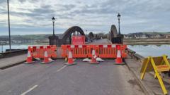 Council to reopen Kirkcudbright bridge after safety closure - BBC News