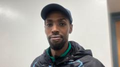 Manchester student shines light on 'the truth' of Moss Side - BBC News