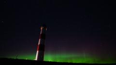 Northern Lights: 'Rare treat' as phenomenon seen from Yorkshire coast ...
