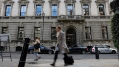 Garrick Club votes to allow female members - BBC News