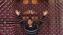 'Biggest ever' crystal model built in Vienna - BBC News