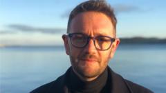 Fossil fuels: Can humanity really kick its addiction? - BBC News