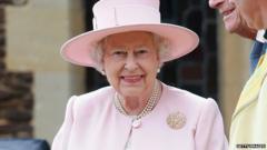 Queen's 90th celebrated with street party for thousands - BBC News
