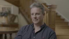 Mull of Kintyre Chinook crash: Grief and pain 30 years on - BBC News