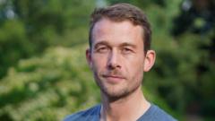 Could artificial intelligence benefit democracy? - BBC News
