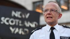 Met Police creates anti-corruption unit to 'root out' criminal officers ...