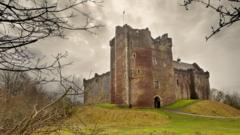 Outlander tourism effect a 'double edged sword' - BBC News