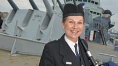 Bagpiper Irene Robinson completes global challenge - BBC News