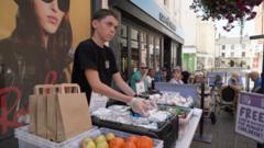 Swindon's long-awaited Fleming Way bus station finally opens - BBC News