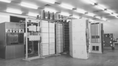 Unseen images of code breaking computer that helped win WW2 - BBC News