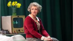 Michael Sheen in his element as NHS founder Nye Bevan say theatre ...