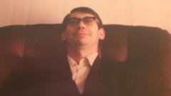 Dissociative Identity Disorder: The woman who created 2,500 ...