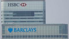 TSB customers hit by online banking outage - BBC News