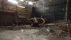 Chernobyl disaster: Giant shield begins move towards reactor - BBC News