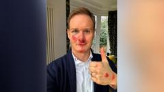 Dan Walker on bike accident: 'My whole body aches' - BBC News