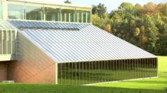 Revamped Burrell Collection named Scotland's best building - BBC News
