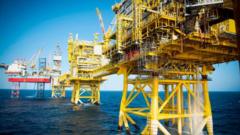 New licences granted for North Sea oil and gas projects - BBC News